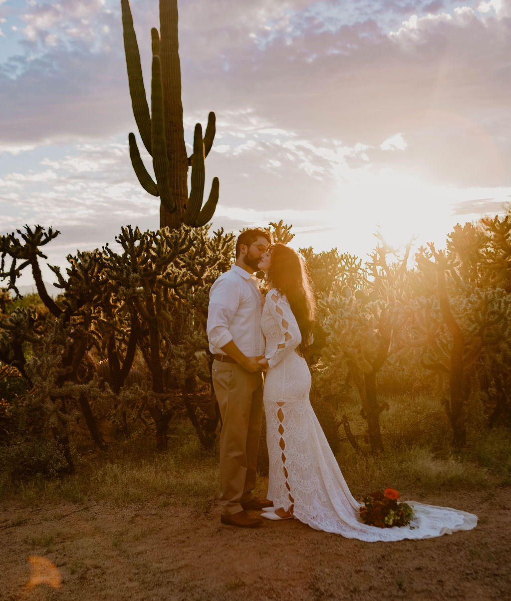 Saguaro National Park Elopement: Your Ultimate Guide - haleymoonenphotofilm.com