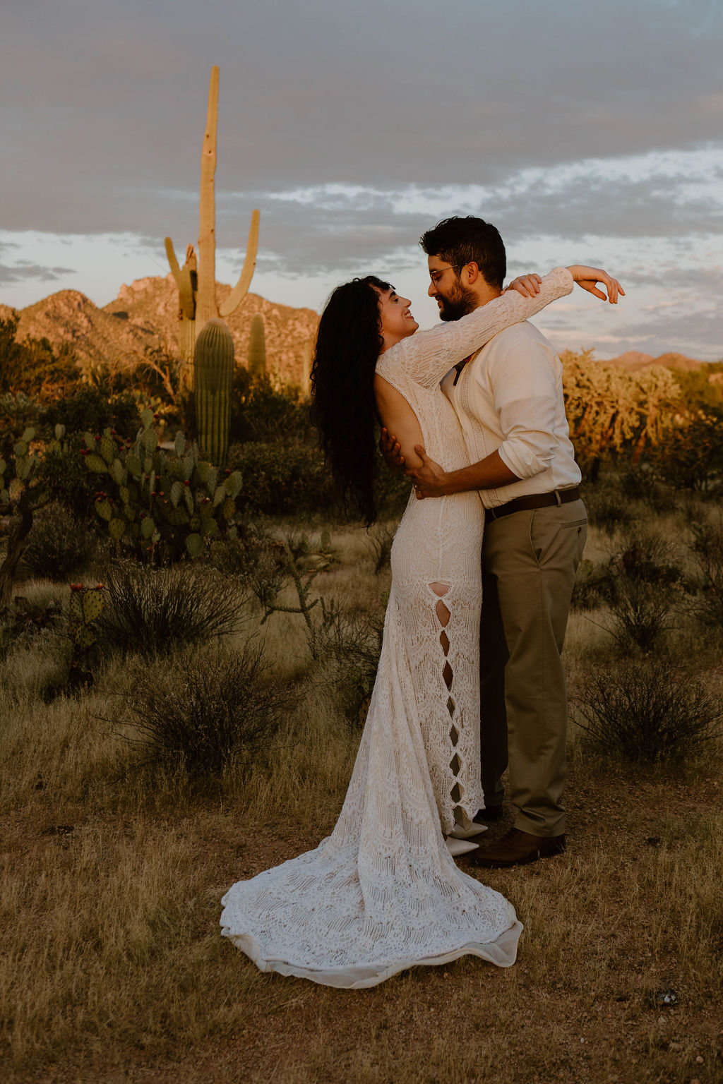 Saguaro National Park Elopement: Your Ultimate Guide - haleymoonenphotofilm.com